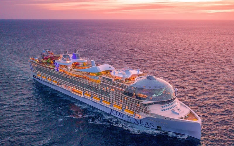 Maior navio de cruzeiro do mundo partiu na sua viagem inaugural - Misto ...